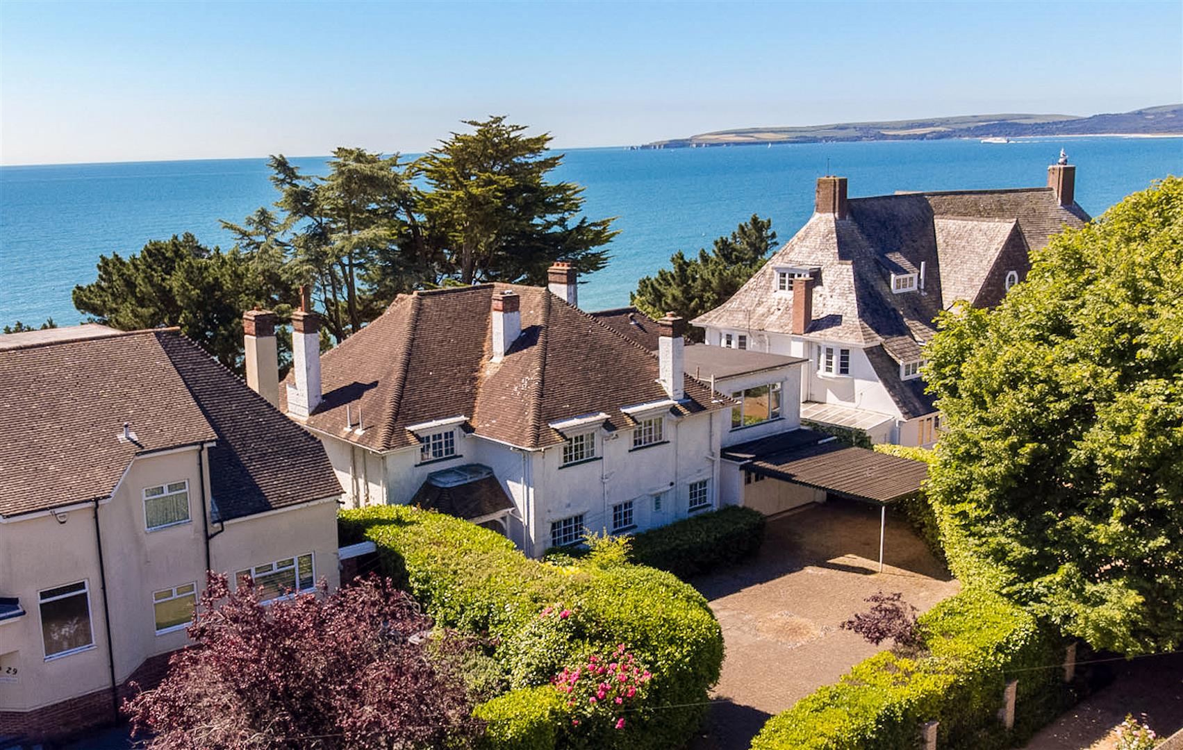 Sandbourne Road, Alum Chine - Luxury & Prestige